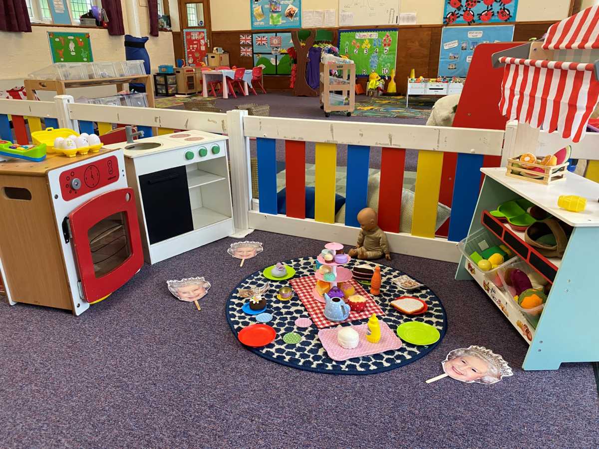Bumble Bee Room - Nether Green Nursery
